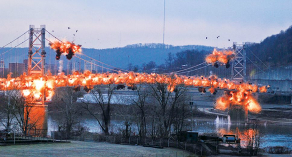 VIDEO: Imagens Impressionantes Da Demolição De Uma Ponte Com 84 Anos